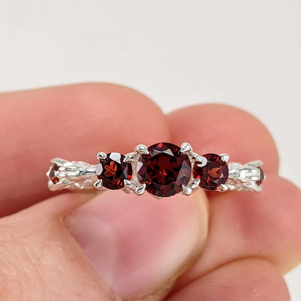 DND Dungeons and Dragons Gold Ring with 5 Gemstones Color of Your ...